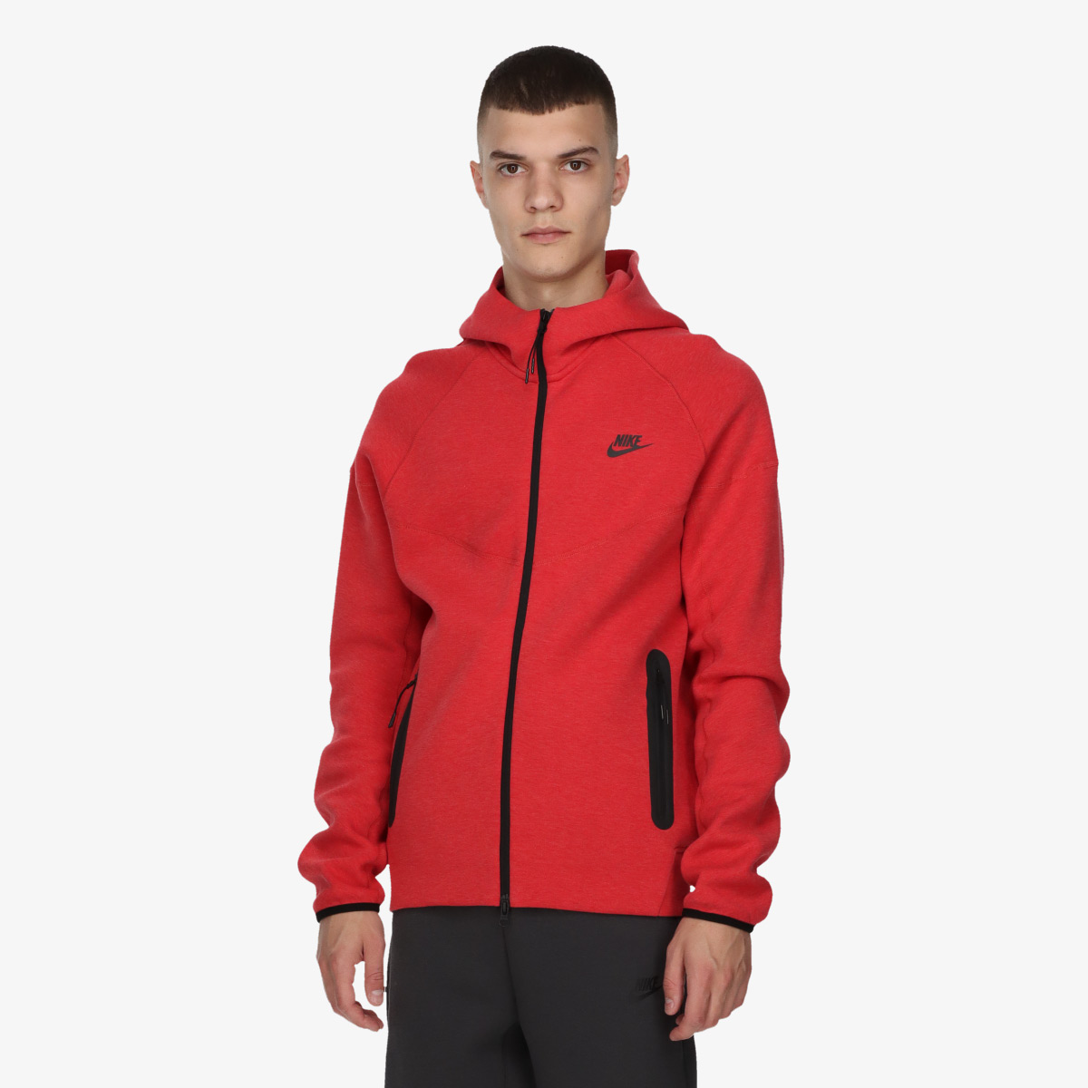 Nike Tech Fleece dukserica - moderan stil | Sport Vision